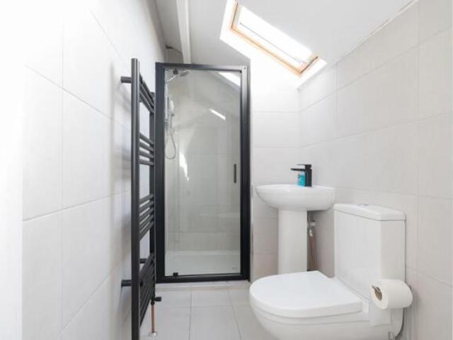 4 bedroom terraced house for sale in Ecclesall Road, Sheffield, S11
