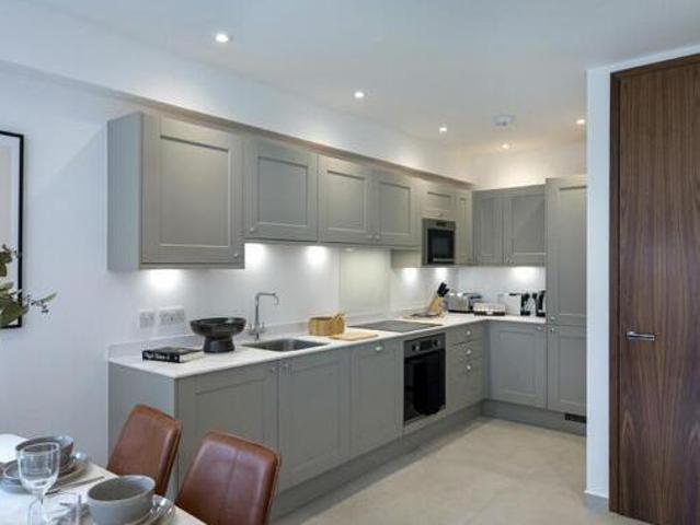 4 Bedroom Terraced House For Sale In Edgware