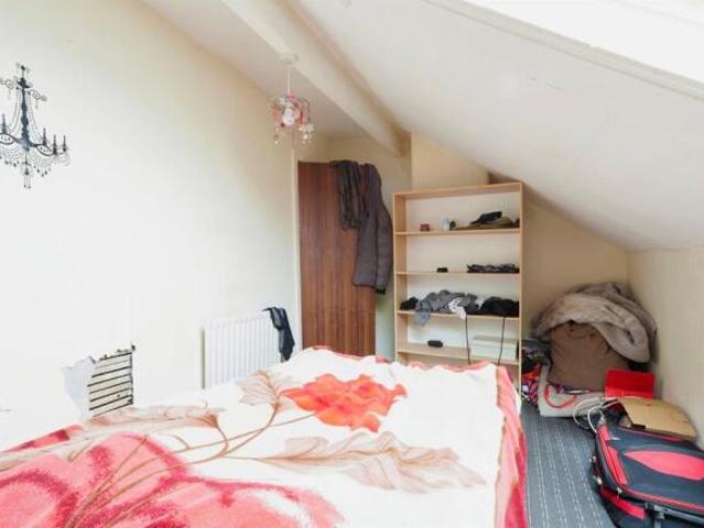 4 bedroom terraced house for sale in Ellers Road, Leeds, LS8