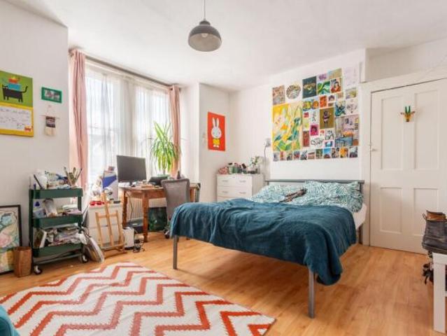 4 bedroom terraced house for sale in Elm Grove, Brighton, BN2