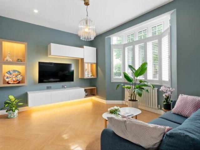 4 bedroom terraced house for sale in Evelyn Road, Wimbledon, SW19
