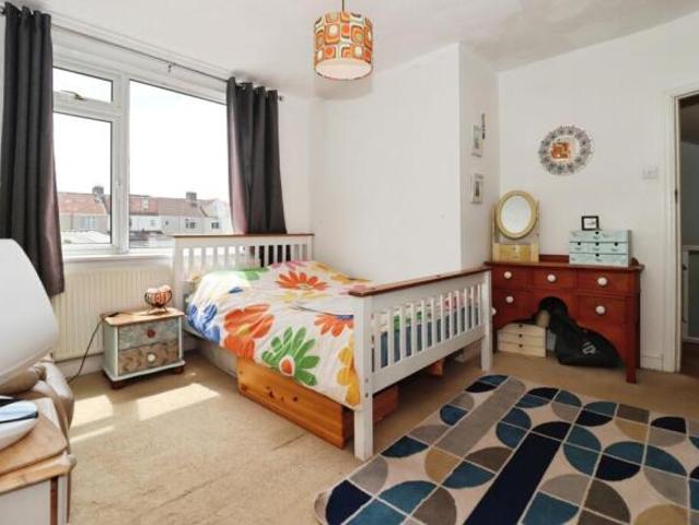 4 bedroom terraced house for sale in Everest Avenue, Bristol, BS16