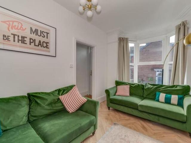 4 bedroom terraced house for sale in Everton Road, Endcliffe, S11