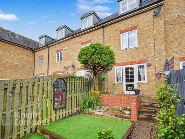 4 bedroom terraced house for sale in Fennel Close, Maidstone, ME16