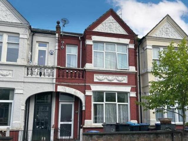 4 Bedroom Terraced House For Sale In Kensal Rise, London