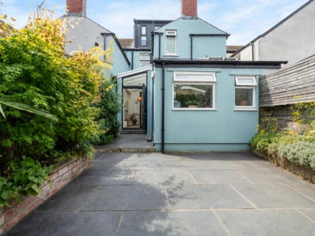 4 bedroom terraced house for sale in Kent Street, Cardiff, CF11