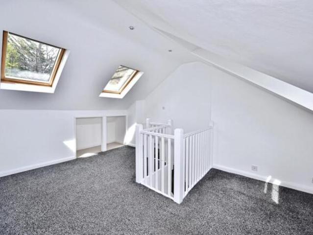 4 bedroom terraced house for sale in Kingsley Road, Maidstone, Kent, ME15