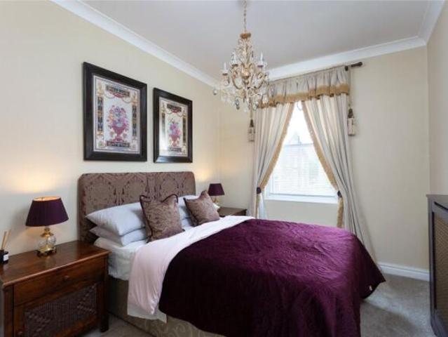 4 bedroom terraced house for sale in Holgate Road, York, North Yorkshire, YO24