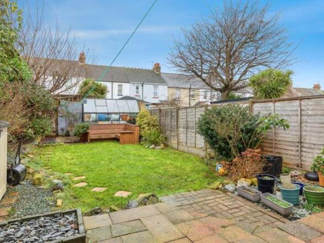 4 bedroom terraced house for sale in Holmside, Gillingham, ME7