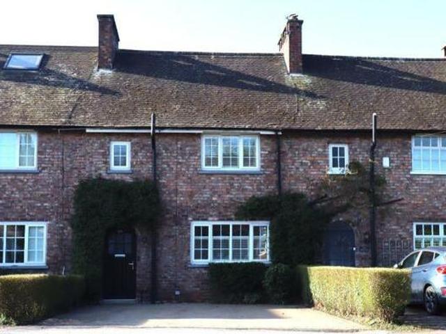 4 Bedroom Terraced House For Sale In Hale Barns, Cheshire