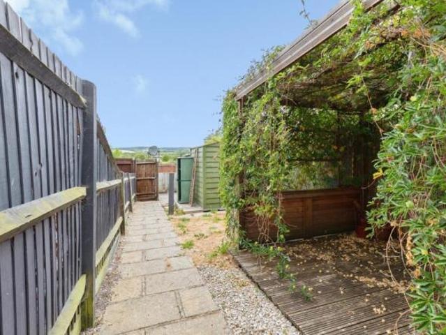 4 bedroom terraced house for sale in Hall Road, Wouldham, Rochester, Kent, ME1