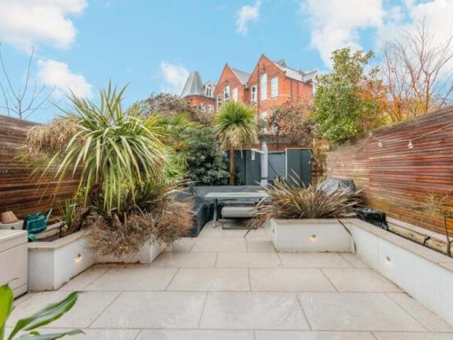 4 bedroom terraced house for sale in Hamilton Road, Bedford Park borders, Chiswick, W4