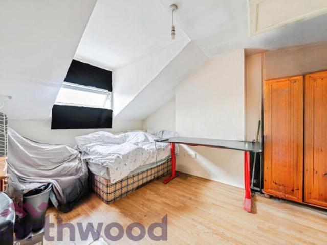 4 bedroom terraced house for sale in Hanover Street, Warrington, WA1