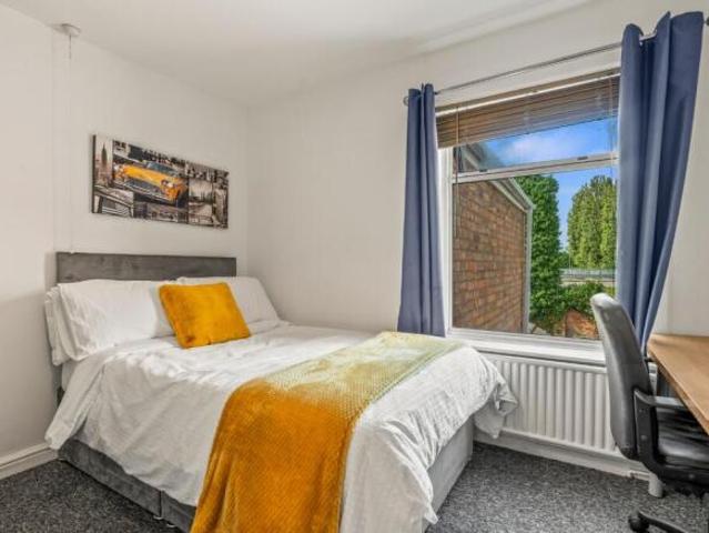 4 bedroom terraced house for sale in Happy Land West, Worcester, Worcestershire, WR2 5DQ, WR2