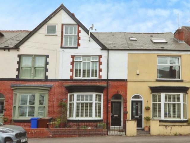 4 bedroom terraced house for sale in Harbord Road, Sheffield, S8