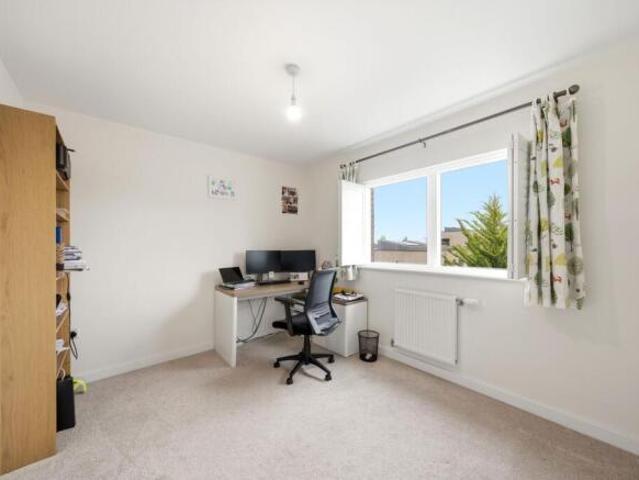 4 bedroom terraced house for sale in Harvest Road, Trumpington, CB2