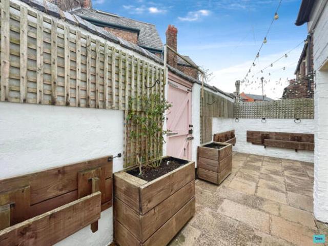 4 bedroom terraced house for sale in Heathfield Road, Liverpool, L15