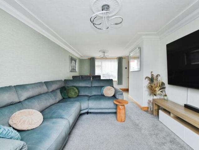 4 bedroom terraced house for sale in Hendwell Close, Plymouth, PL6
