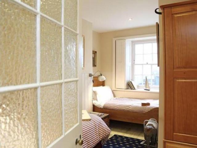 4 bedroom terraced house for sale in Hythe, CT21