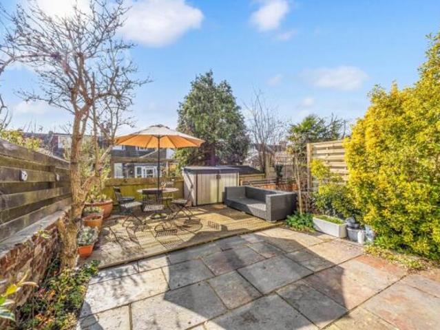 4 bedroom terraced house for sale in Hythe Road, Brighton, BN1