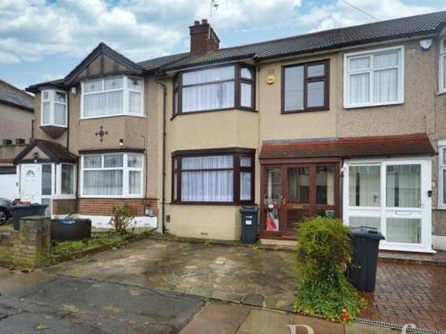 4 Bedroom Terraced House For Sale In Ilford