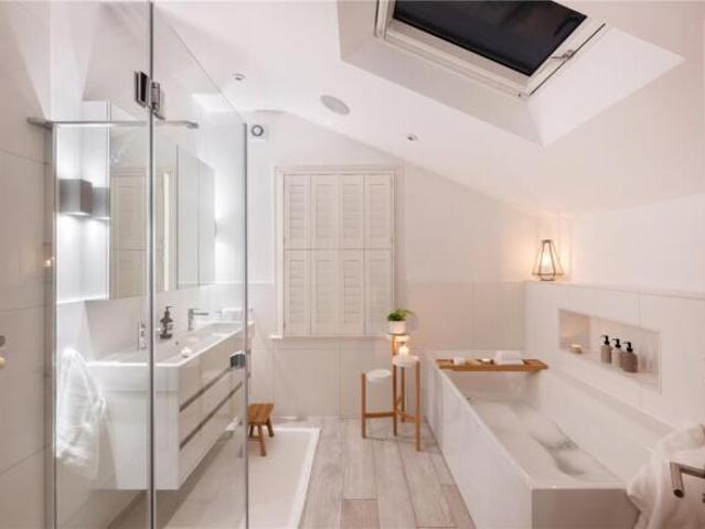 4 bedroom terraced house for sale in Jedburgh Street, London, SW11