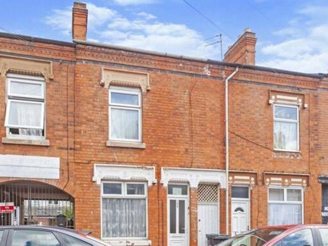 4 Bedroom Terraced House For Sale In Off Green Lane Road, Leicester