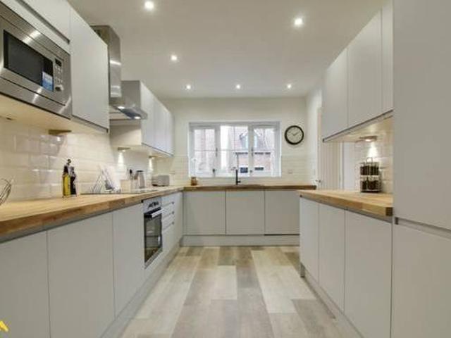 4 bedroom terraced house for sale in Off White Lane Thorne DN8 DN8