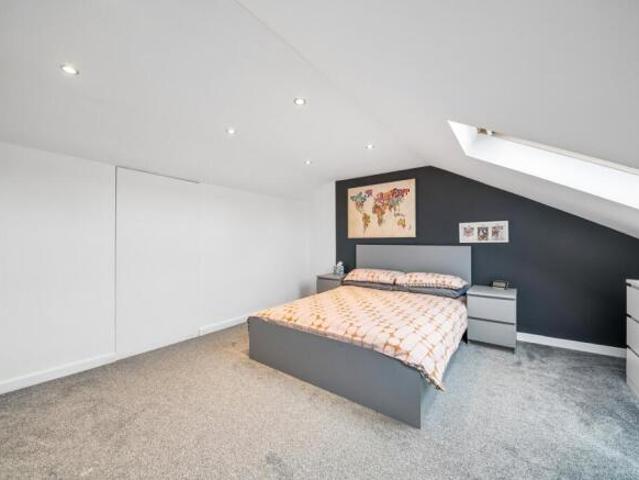 4 bedroom terraced house for sale in Orchard Park, Giffnock, Glasgow, G46