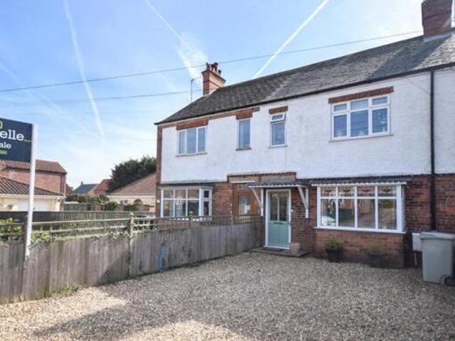 4 Bedroom Terraced House For Sale In Louth