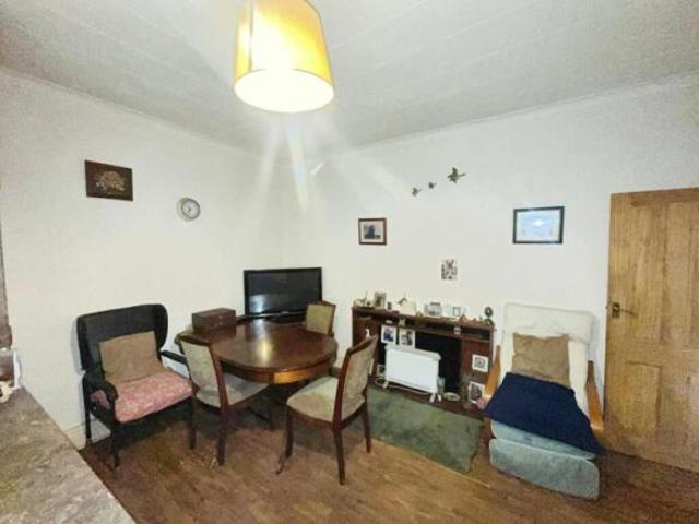 4 bedroom terraced house for sale in Lowergate, Paddock, Huddersfield, HD3