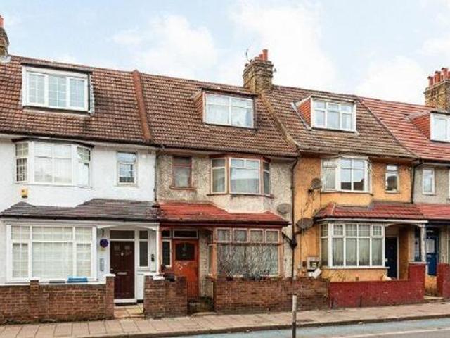 4 Bedroom Terraced House For Sale In London, Greater London