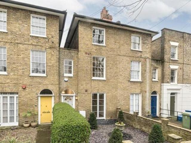 4 Bedroom Terraced House For Sale In London