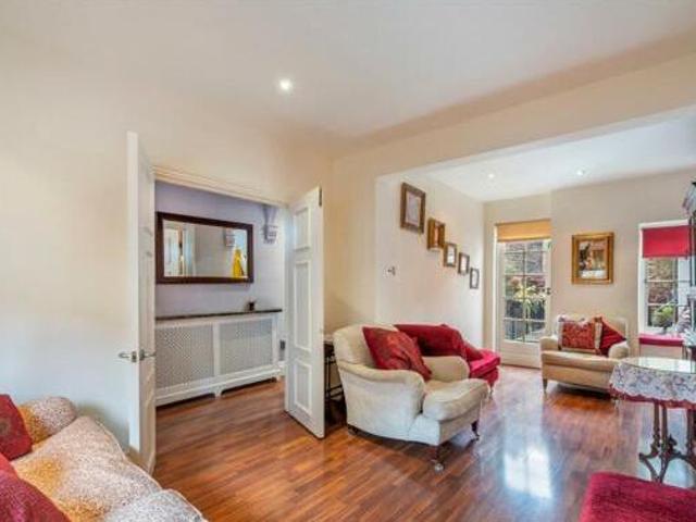 4 Bedroom Terraced House For Sale In London