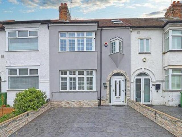 4 Bedroom Terraced House For Sale In London