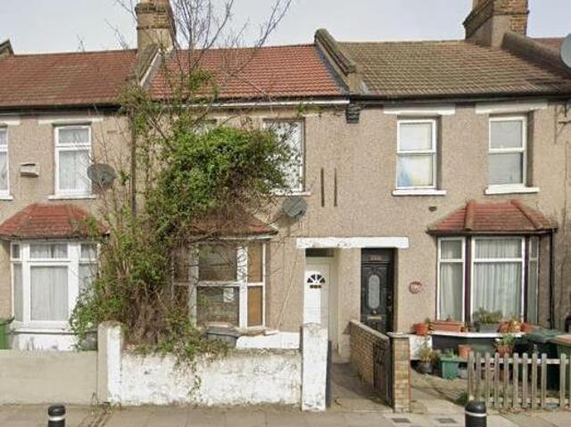 4 Bedroom Terraced House For Sale In London