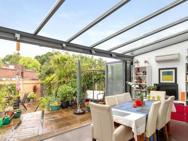 4 Bedroom Terraced House For Sale In London