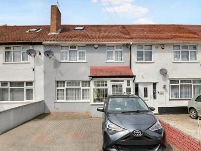 4 Bedroom Terraced House For Sale In London