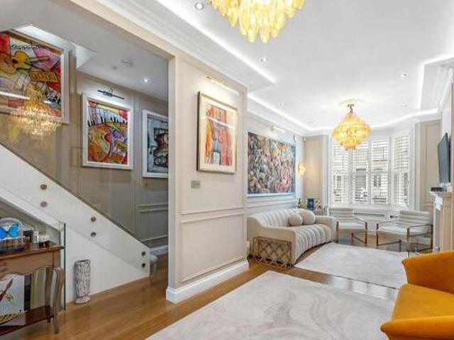 4 Bedroom Terraced House For Sale In London