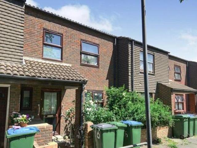 4 Bedroom Terraced House For Sale In London