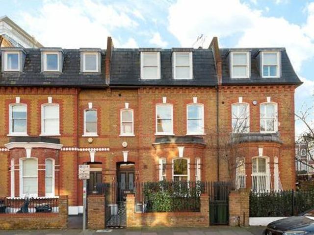 4 Bedroom Terraced House For Sale In London
