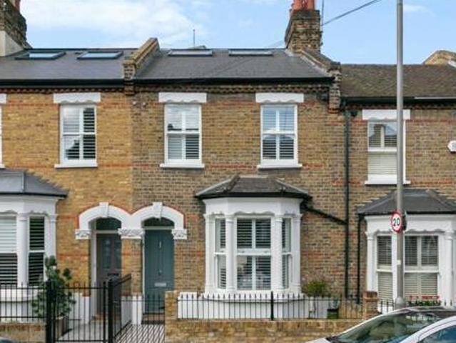 4 Bedroom Terraced House For Sale In London