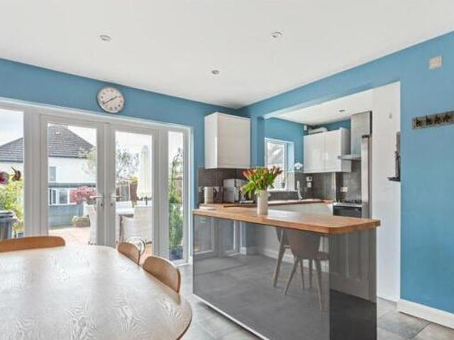4 Bedroom Terraced House For Sale In London
