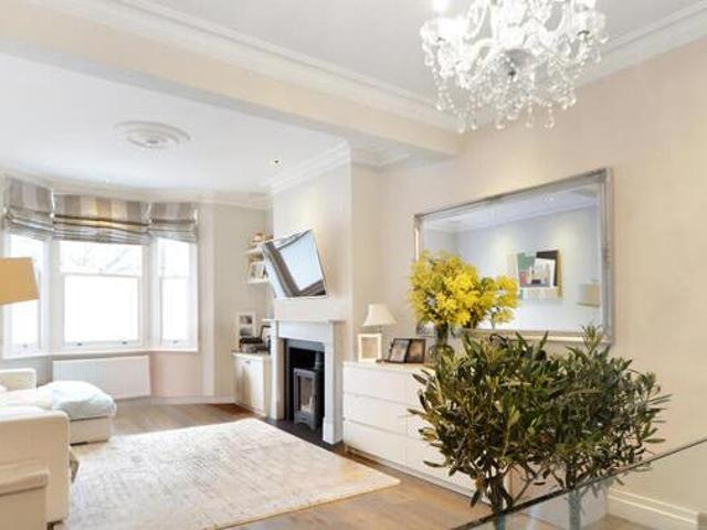 4 Bedroom Terraced House For Sale In London