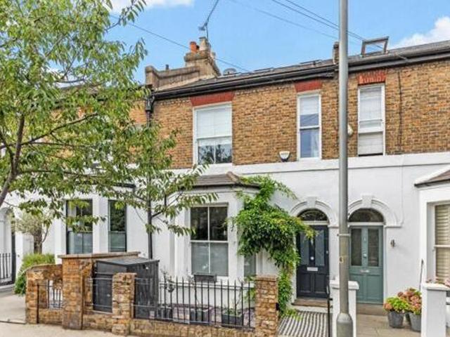 4 Bedroom Terraced House For Sale In London