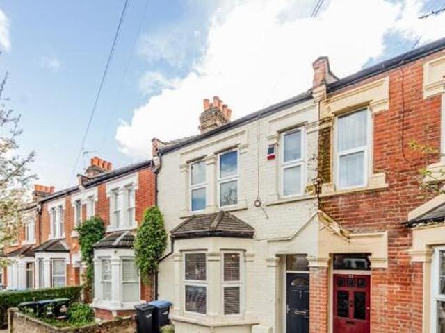 4 Bedroom Terraced House For Sale In London