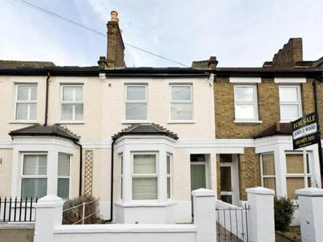 4 Bedroom Terraced House For Sale In London