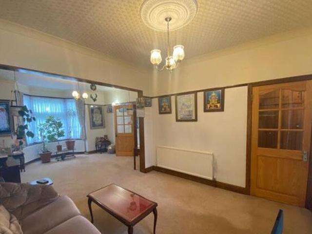 4 Bedroom Terraced House For Sale In London