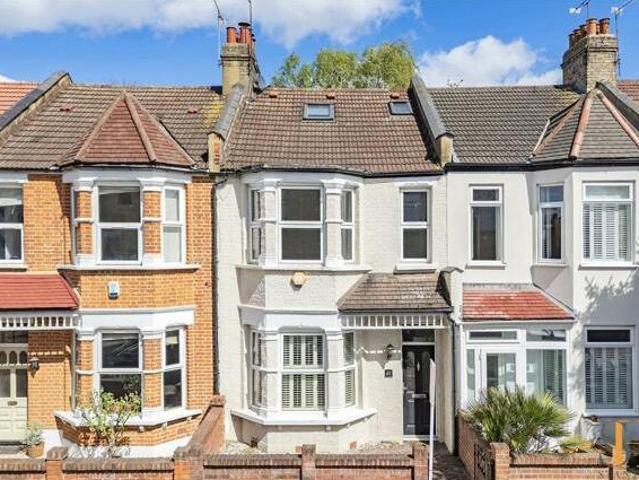 4 Bedroom Terraced House For Sale In London