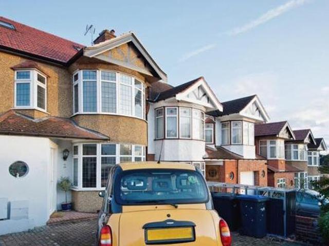 4 Bedroom Terraced House For Sale In London